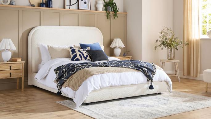 Beach bedroom furniture store