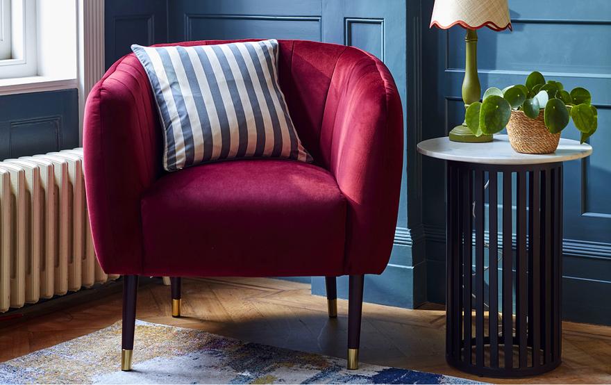 6 Bold Red and Green Living Room Ideas | DFS